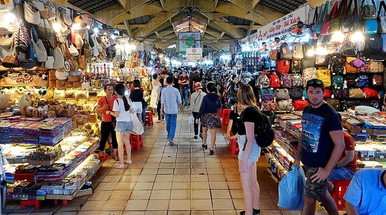 Top 9 Khu chợ bán buôn lớn nổi tiếng nhất miền Bắc - Toplist.vn