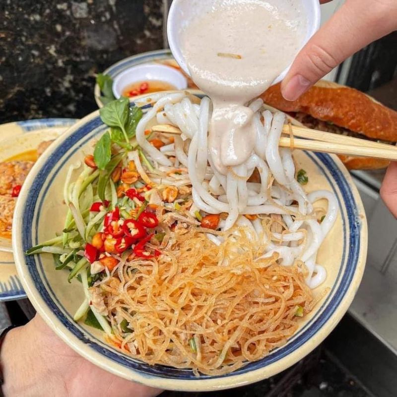 Top 10 Địa chỉ bán bánh tằm bì ngon nhất tại TP. HCM - Toplist.vn