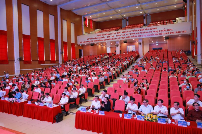 Top 6 Trường đào tạo ngành Tâm lý học tốt nhất ở TP. HCM - toplist.vn